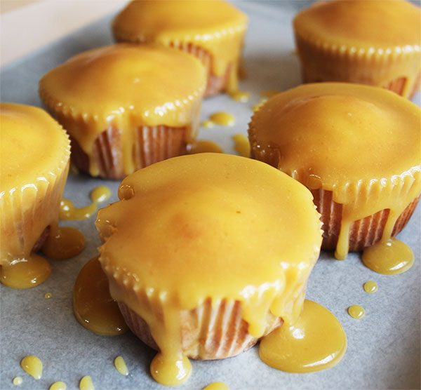 Vanilla and Sticky Toffee Cupcakes - aninas recipes