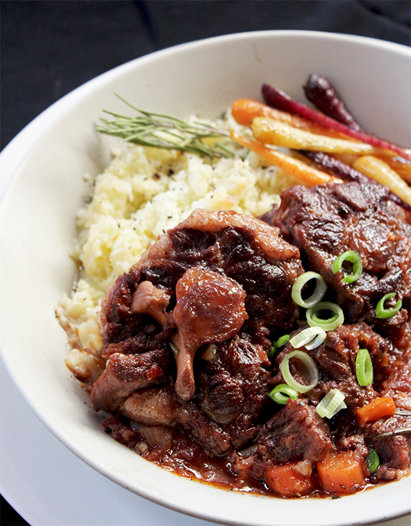 Fall-off-the-bone Oxtail - aninas recipes