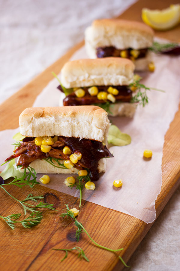 Barbecue Pork Sliders - aninas recipes