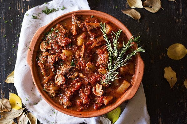 Paprika Beef, Tomato and Mushroom Stew - aninas recipes