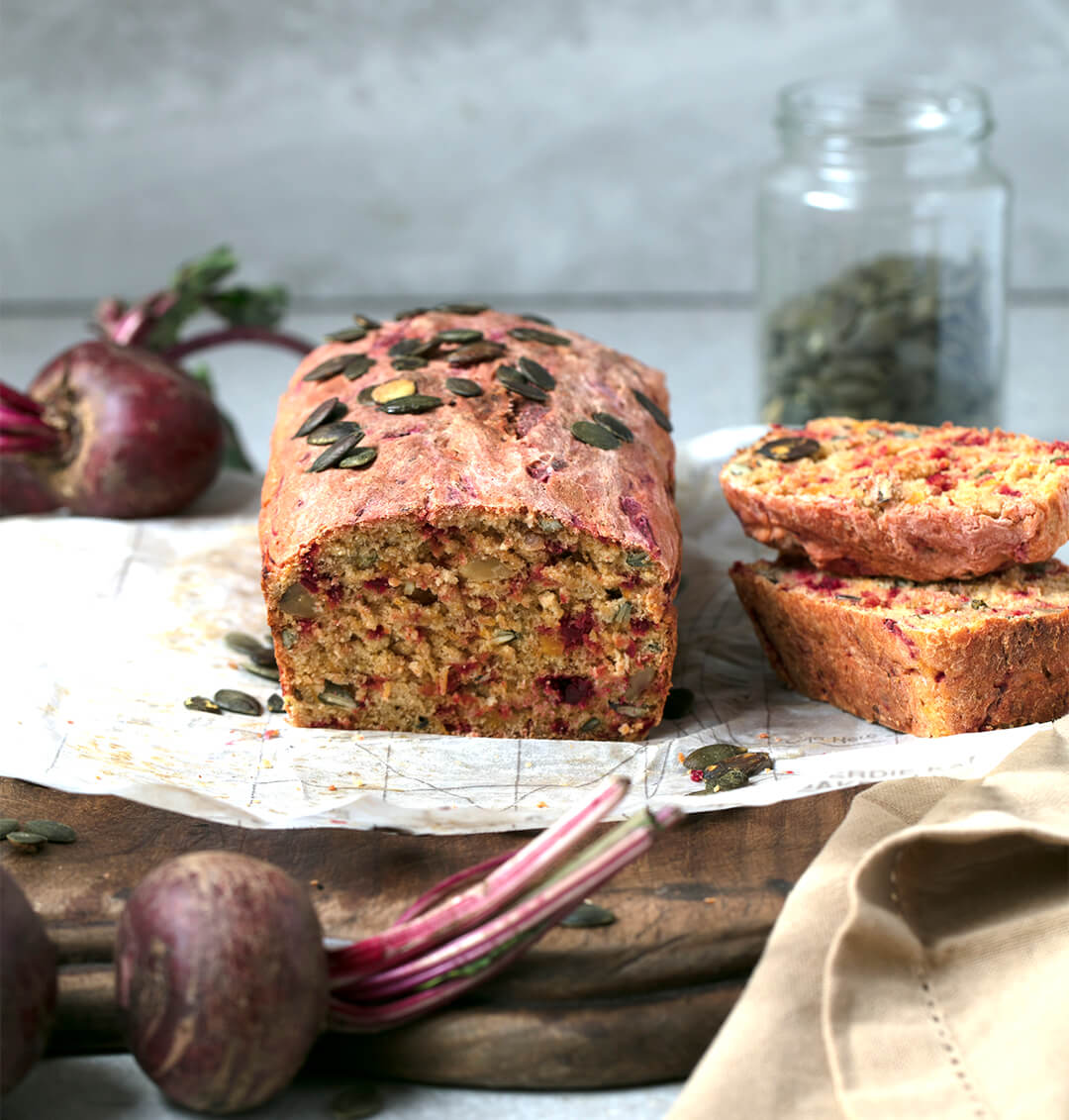 Vegan Beetroot, Pumpkin and Walnut Bread - aninas recipes