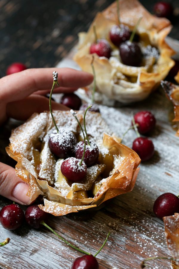 Apple Pie Phyllo Parcels - aninas recipes