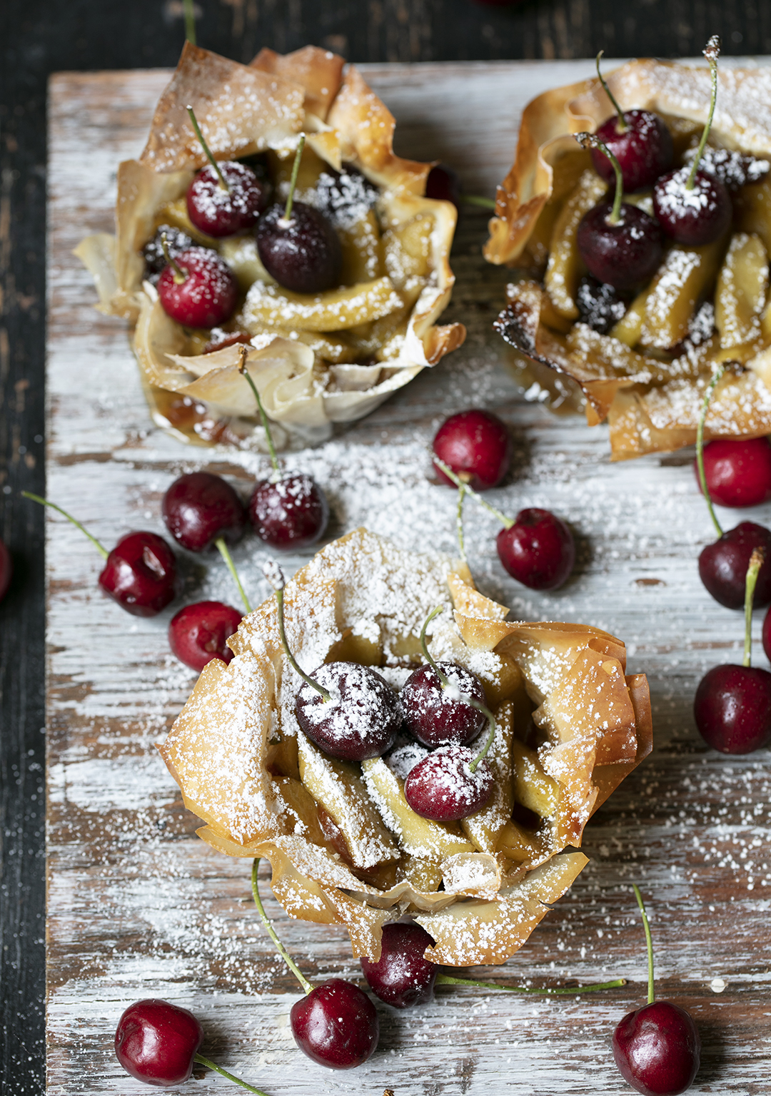 Apple Pie Phyllo Parcels - aninas recipes