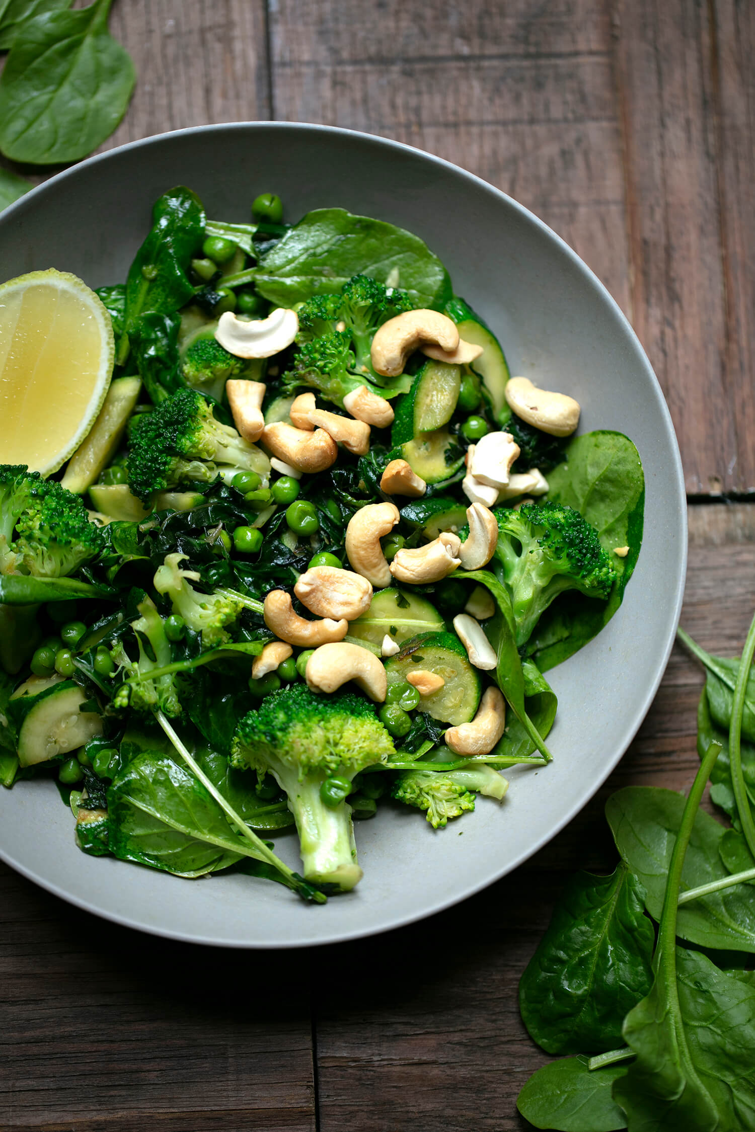 Green Veggie Bowl - aninas recipes